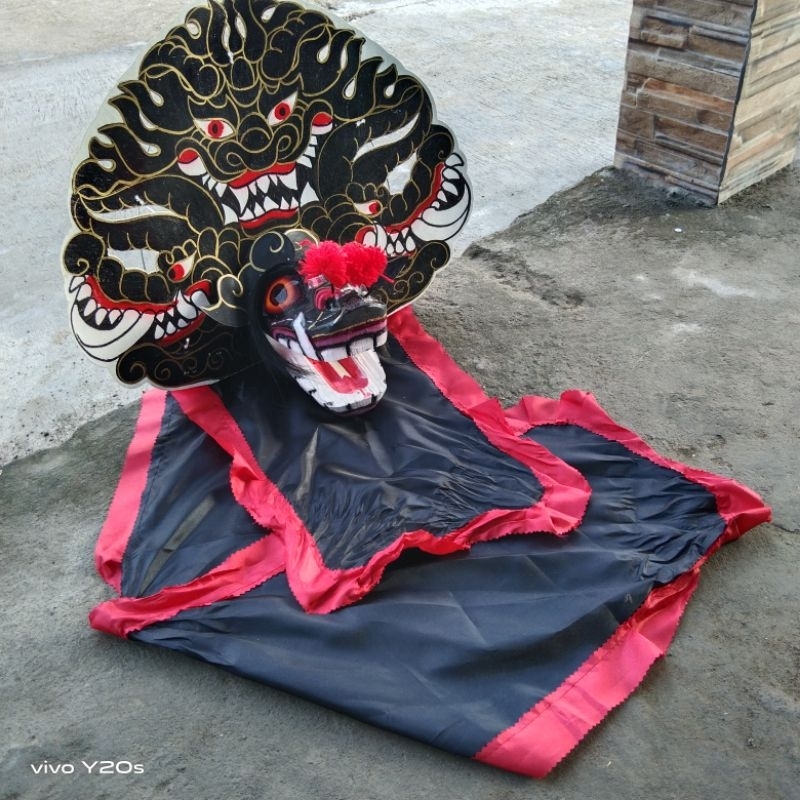 Jual Barongan caplokan devil kayu No.2 hitam casper kain panjang ...