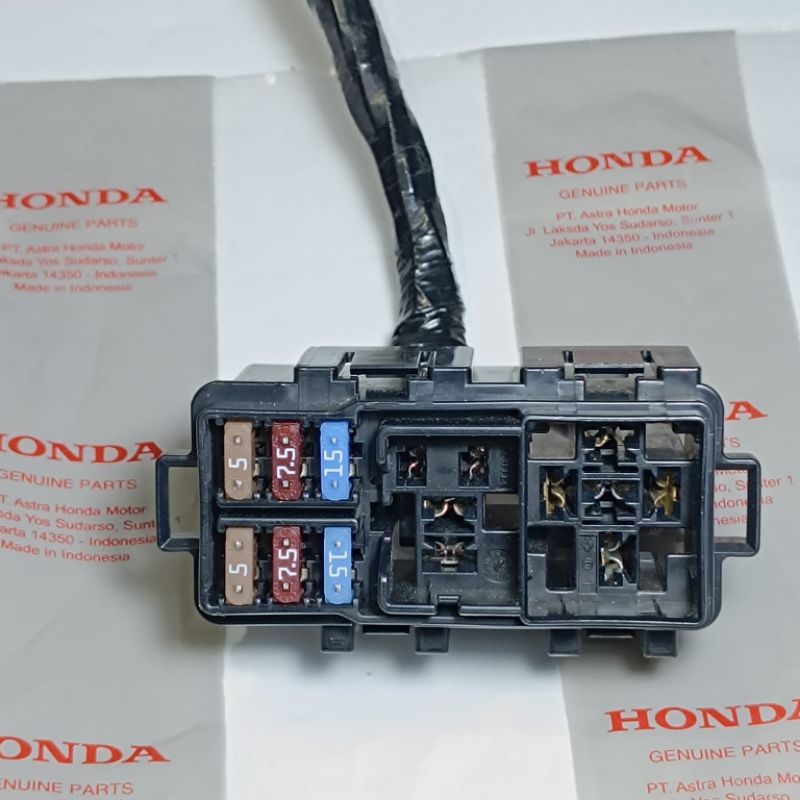 Jual Box sekring relay com power switch honda fi new vario 125 150 Led ...