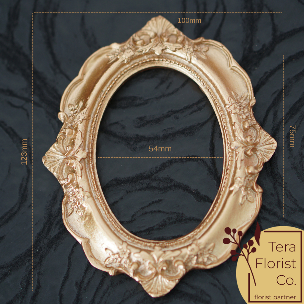 Jual Properti Foto Frame Emas Vintage European Style Baroque Aesthetic ...