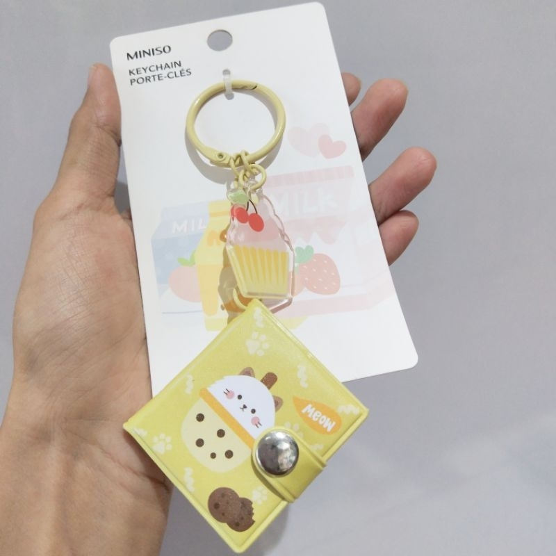 Jual MINISO KEYCHAIN MINI BOOX CUTE | Shopee Indonesia