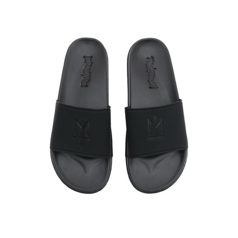Jual Sandal Maternal SS 43 | Sandal Slide Maternal Disaster Terbaru ...