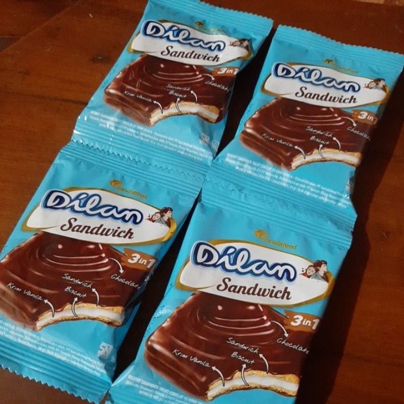 Jual Dilan Sandwich 1 Renceng Isi 10pcs @16g Biskuit Salut Cokelat Isi ...