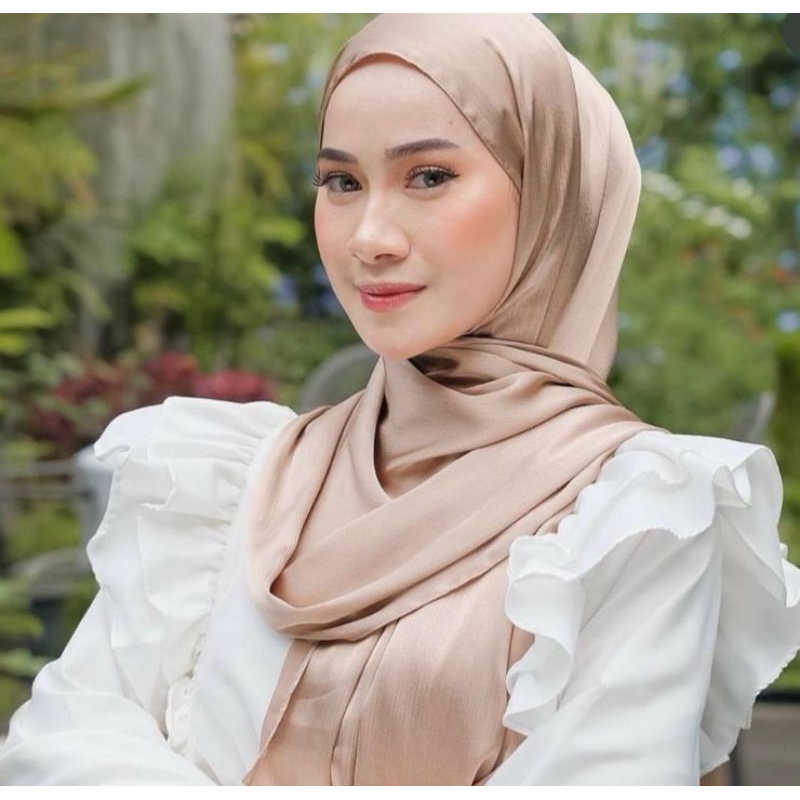 Jual Kerudung Hijab Glamour Pashmina Credenza Silk Premium Uk 180x75 Cm ...
