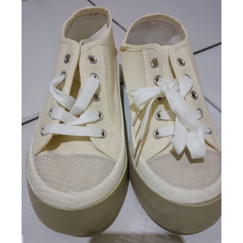 Jual sepatu pvn | Shopee Indonesia