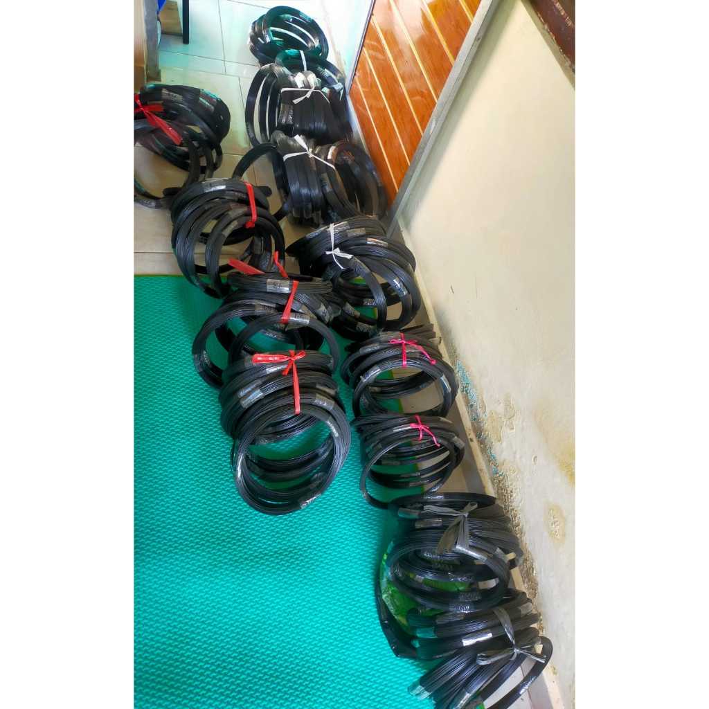 Jual ruji fiber layangan hitam murah Panjang SEKITAR 5 Meter dan 10 ...