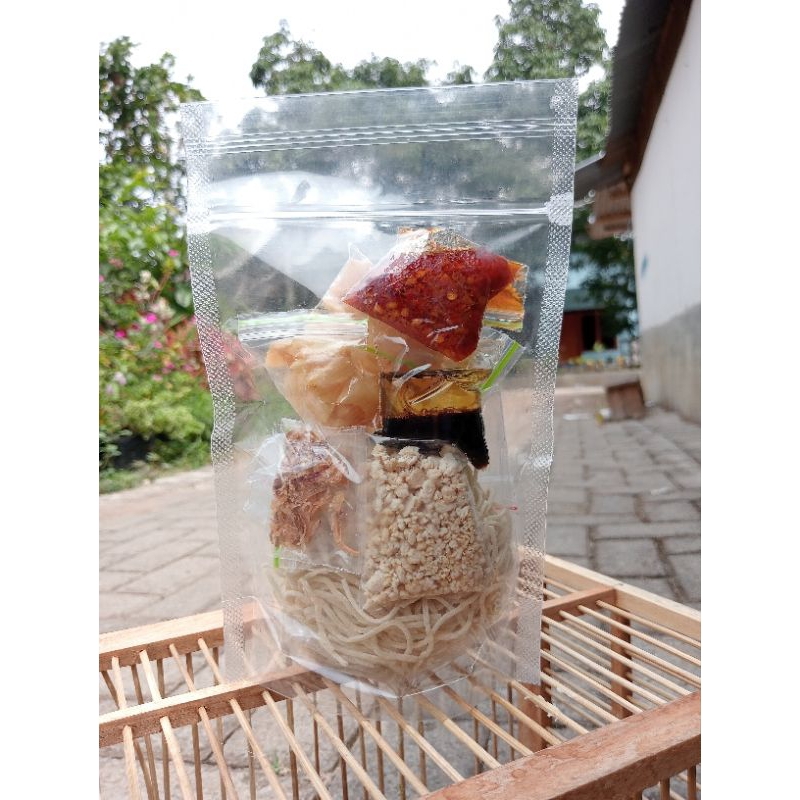 Jual Mie Mboyak level pedas | Shopee Indonesia