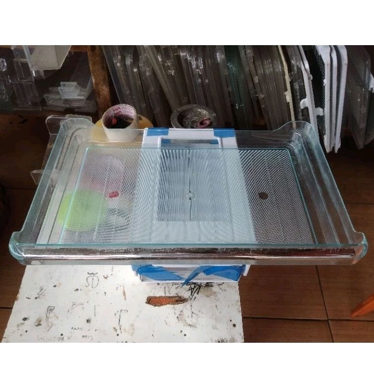 Jual rak chiller/ikan kulkas Polytron 1 pintu original, copotan ...