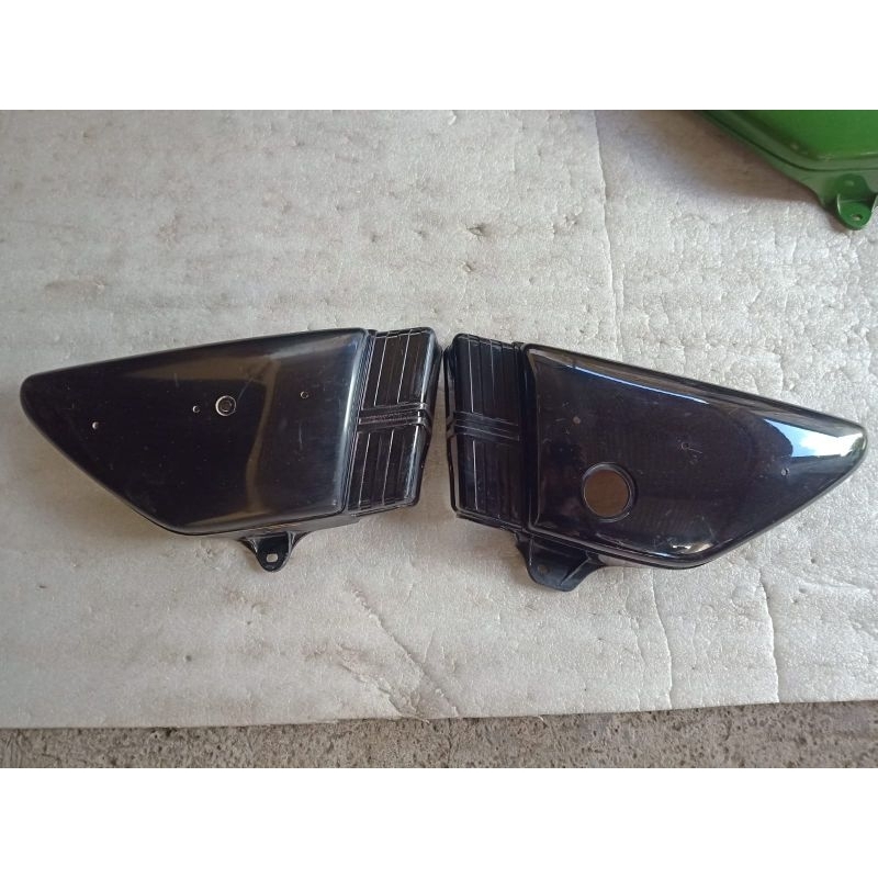 Jual Bok aki box accu tutup aki accu yamaha rx 100 origial baru ...