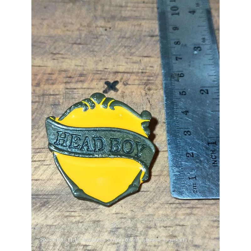 Jual pin harry potter head boy bahan besi | Shopee Indonesia