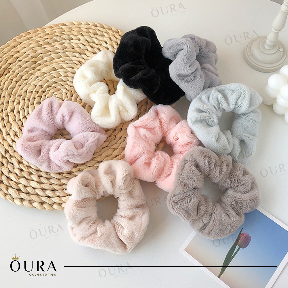 Jual Scrunchie Bulu Halus Motif Polos Ikat Rambut Korea Aesthetic ...