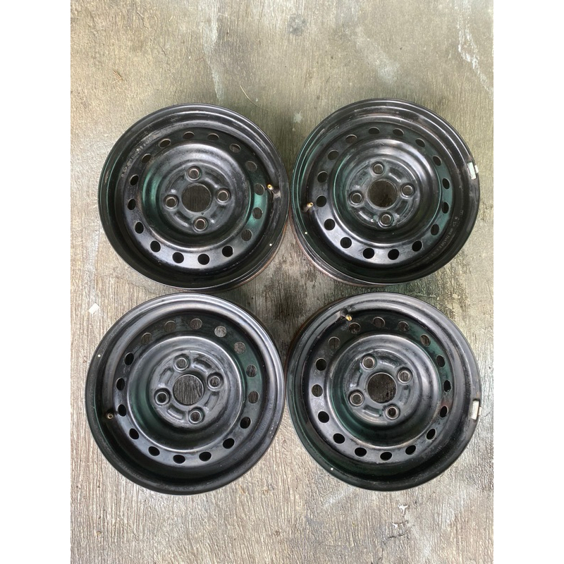 Jual velg serep kaleng r13 pcd 100 ayla Sigra agya (bijian) | Shopee ...