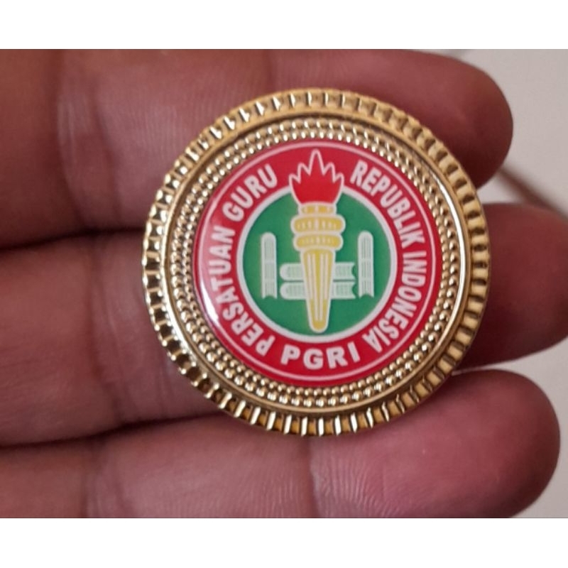 Jual pin model gerigi PGRI | Shopee Indonesia