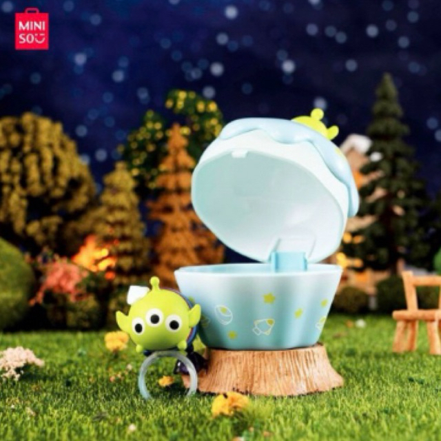 Jual MINISO X Disney Tsum Tsum Blind Box: Alien Toy Story Cupcake ...