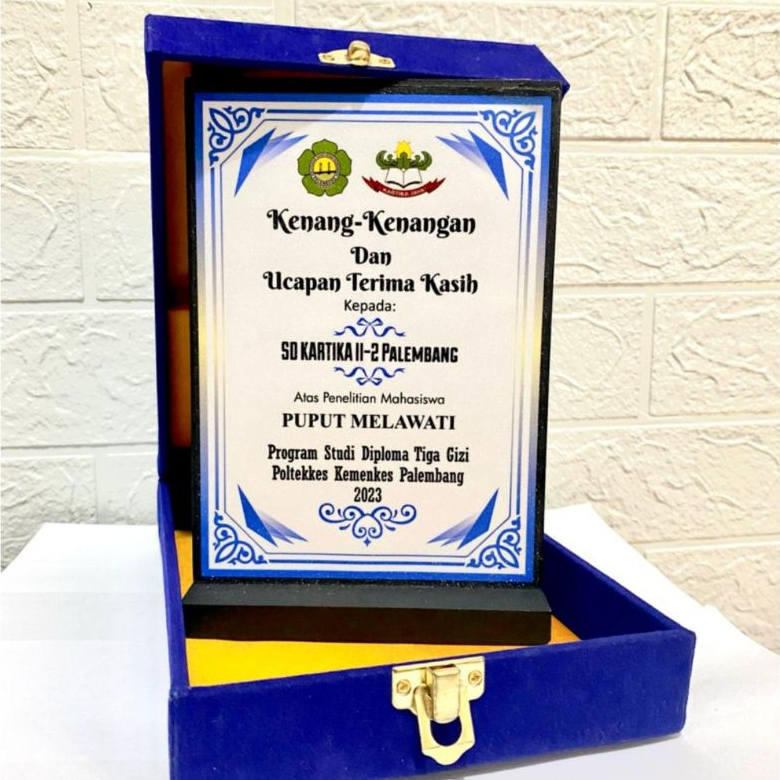 Jual Vandel Plakat Kayu Custom+Box Termurah Kata-Kata/Kenang-kenangan ...