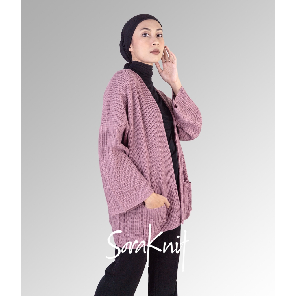 Jual Premium Sweater Cardigan Rajut Wanita Korea Oversize Knit wear Kardigan polos jumbo Dijamin ...