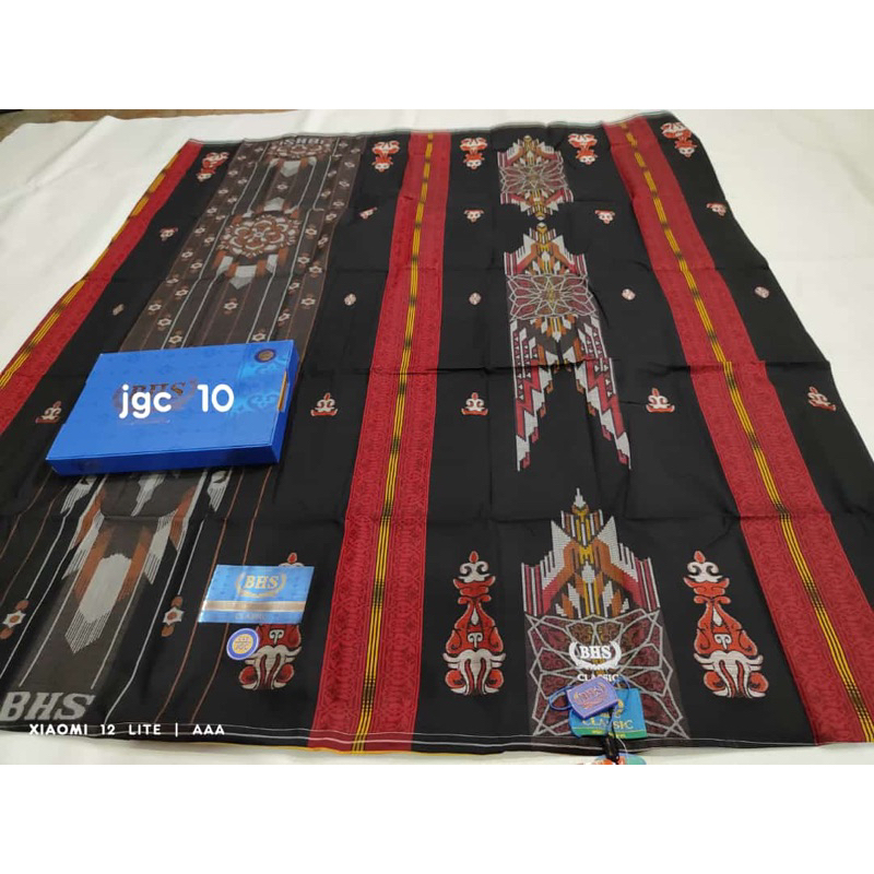 Jual SARUNG BHS CLASSIC JGC GOLD MOTIF JGC JGP ORIGINAL DAN COD | Shopee Indonesia