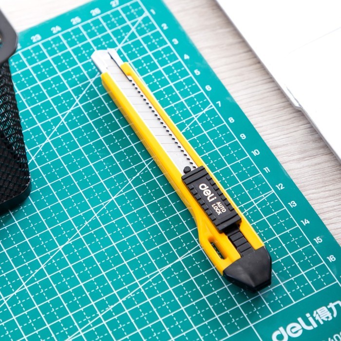 Jual DELI - Cutter Kecil Deli E2031 | Shopee Indonesia
