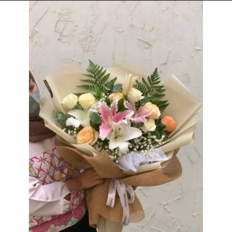 Jual INBLOOM FLORIST/ Small Lily Bouquet | Medium Lily Bouquet |Bunga ...