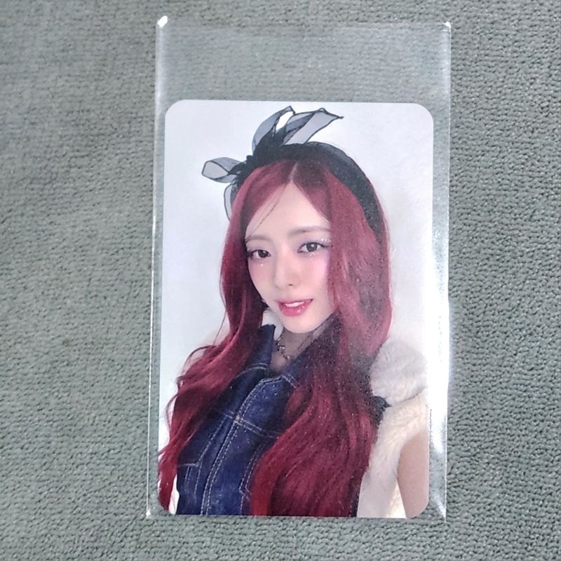 Jual ITZY Photocard / BDM POB / Special Card / Mini folded poster ...