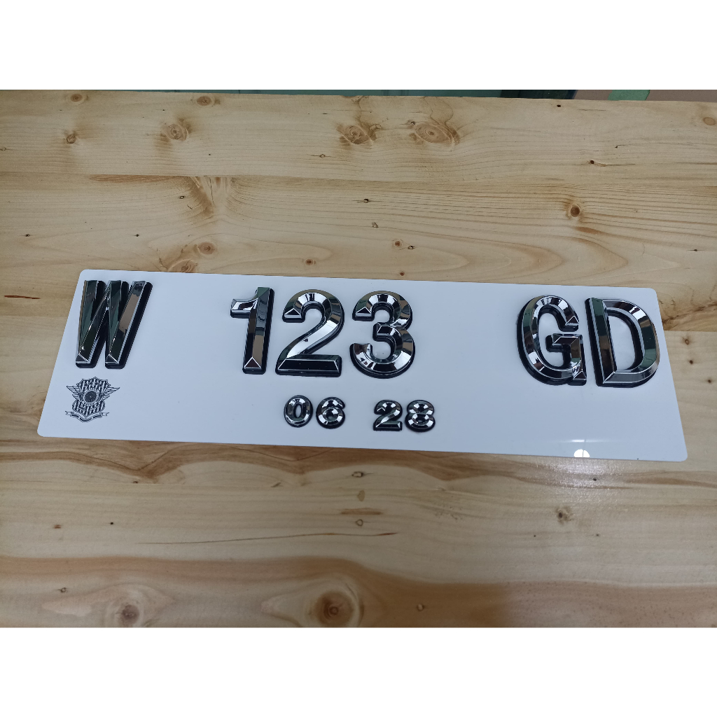 Jual Plat Nomor Mobil Timbul Mewah PUTIH List Hitam - Chrome Lancip 7cm Segi 5 FREE COVER ...