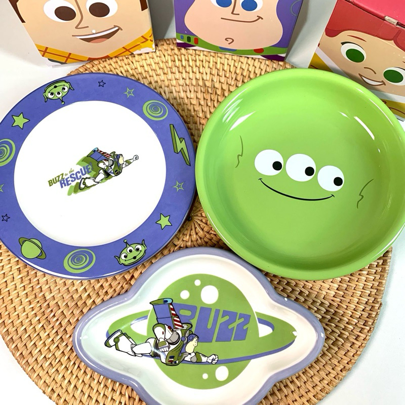 Jual Piring Keramik Alat Makan Anak Karakter Kartun Buzz Alien Kado ...