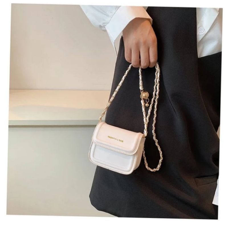 Jual Tas selempang wanita mini LAURA bag's bahan sintetis | Shopee ...