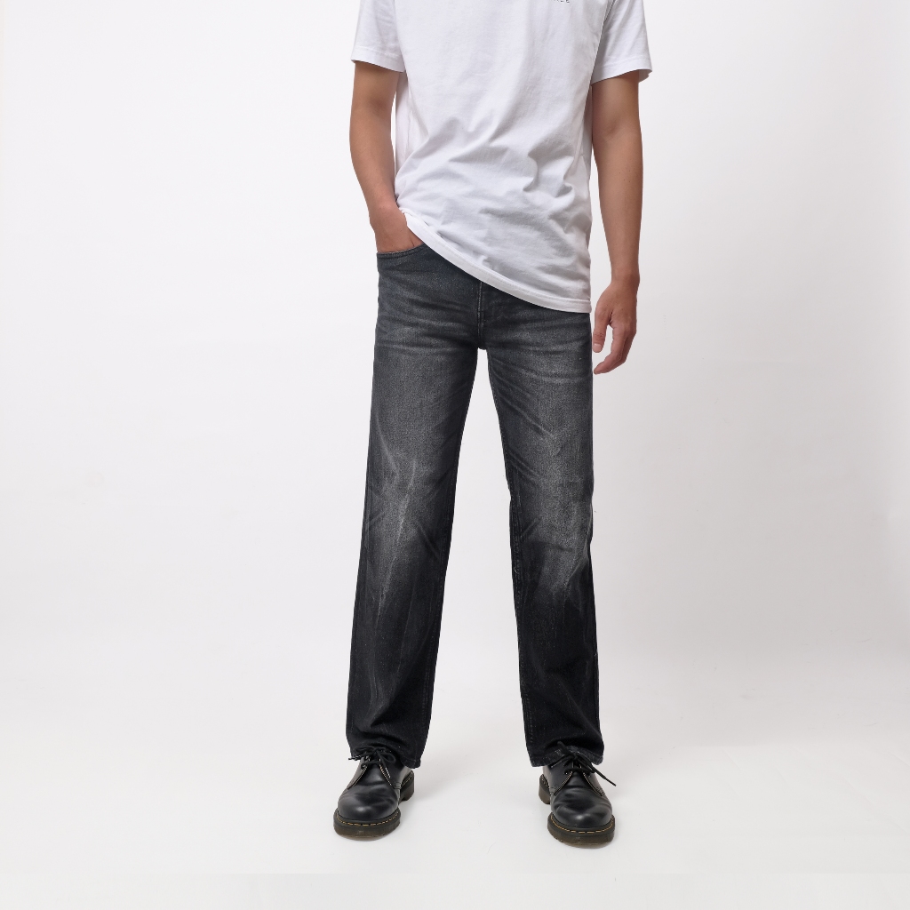 Jual Rockmaker Celana Denim Regular Loose Fit Savior Black | Shopee ...