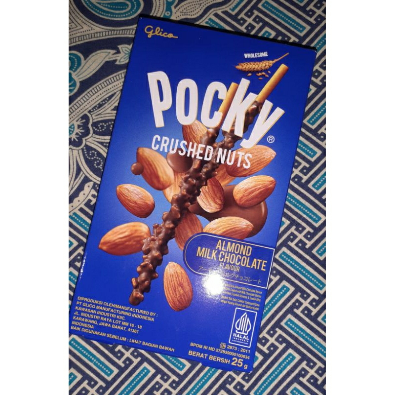 Jual POCKY Crush Nut almond with MilkCo 25gr , Peach Lychee 29gr ...