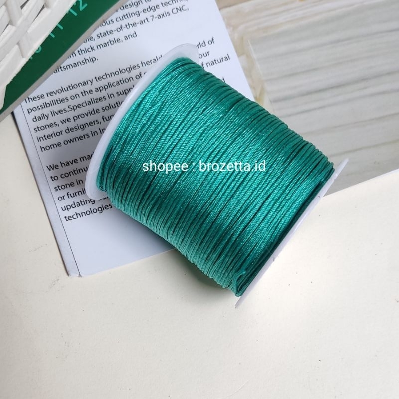 Jual 5 meter tali giok tali gelang import merk jepang jade thread warna ...