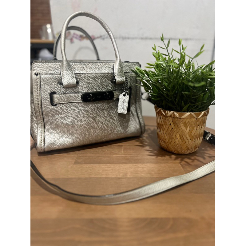 Jual coach swagger | Shopee Indonesia