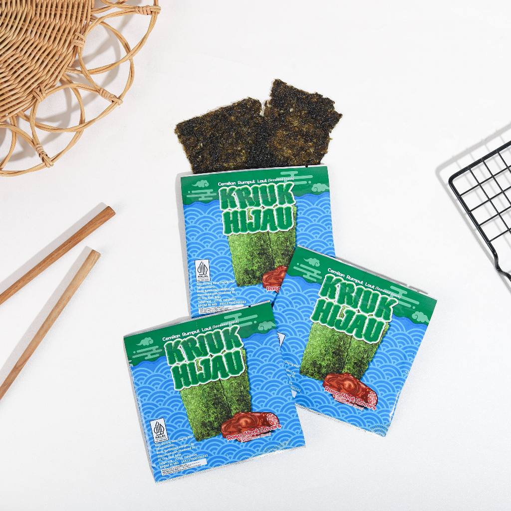 Jual KRIUK HIJAU RASA MEAT LOVERS NEW VARIAN ISI 12 PCS | Shopee Indonesia