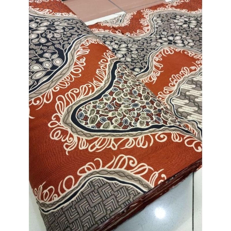 Jual Kain Batik Malioboro. Bahan Batik Katun Motif SARINI Doby By Malioboro Harga Per 1/2meter ...