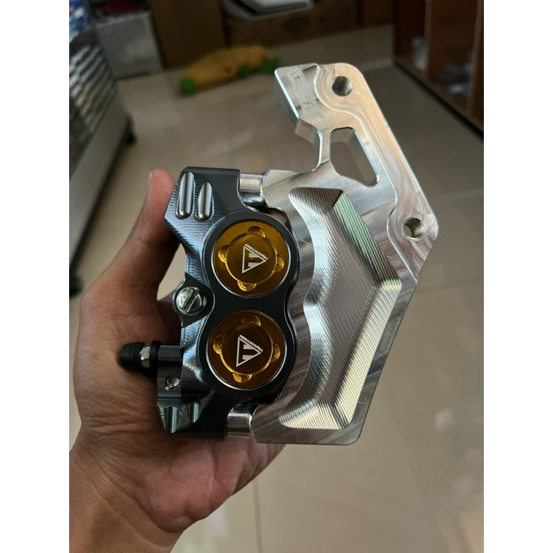 Jual KALIPER FORMULA 4 PISTON CNC TAD RACING TRACKTION | Shopee Indonesia