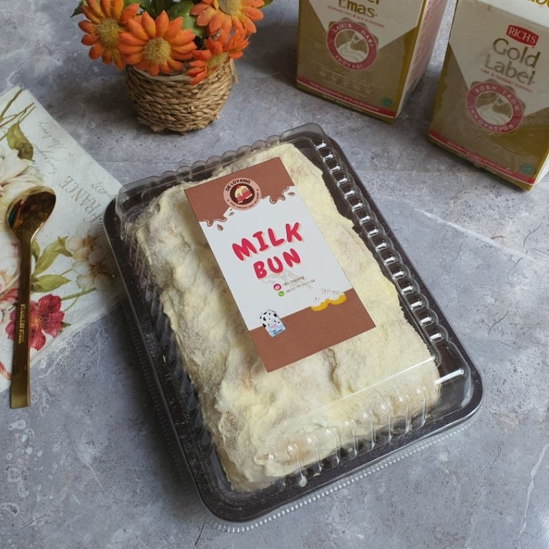 Jual Thailand Milk Bun / Milk Bun Malang / Snow Milk Bin / Milk Bun De ...