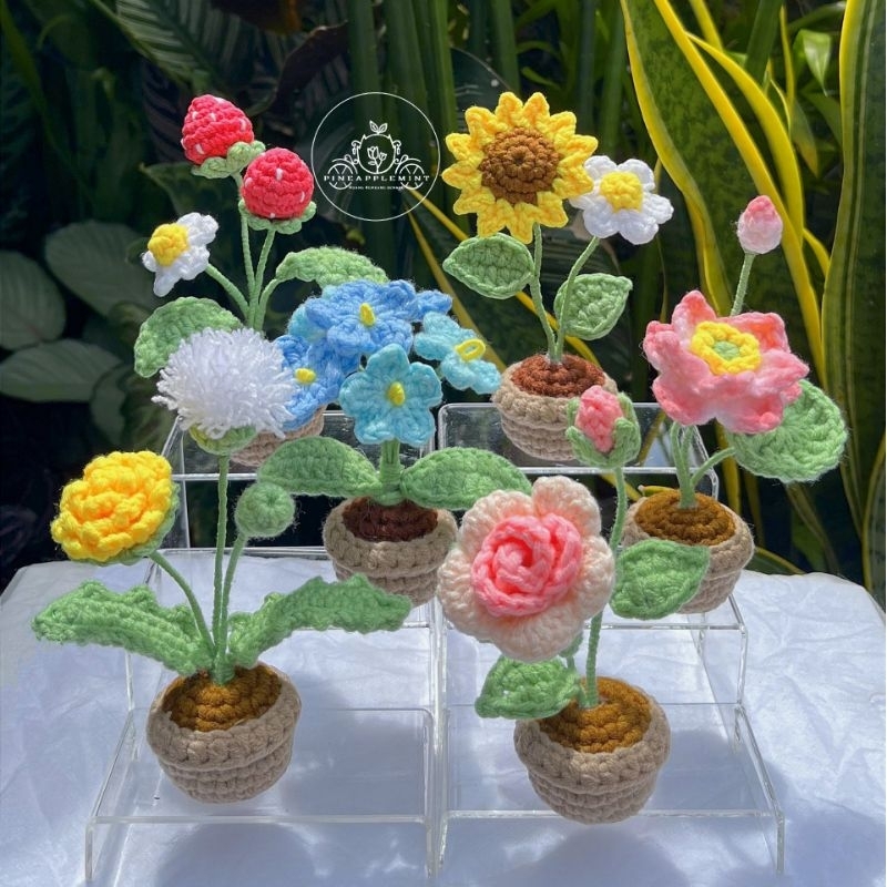 Jual bunga rajut pot mini | crochet flower pots | miniatur bunga ...