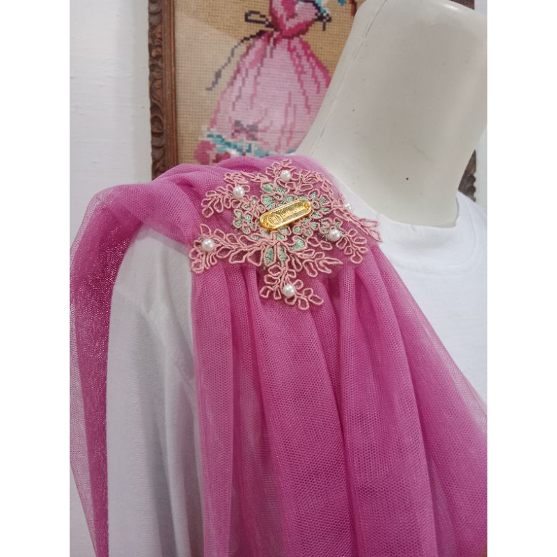 Jual selendang bahu/ selendang pink salem/ selendang wisuda/ selendang ...
