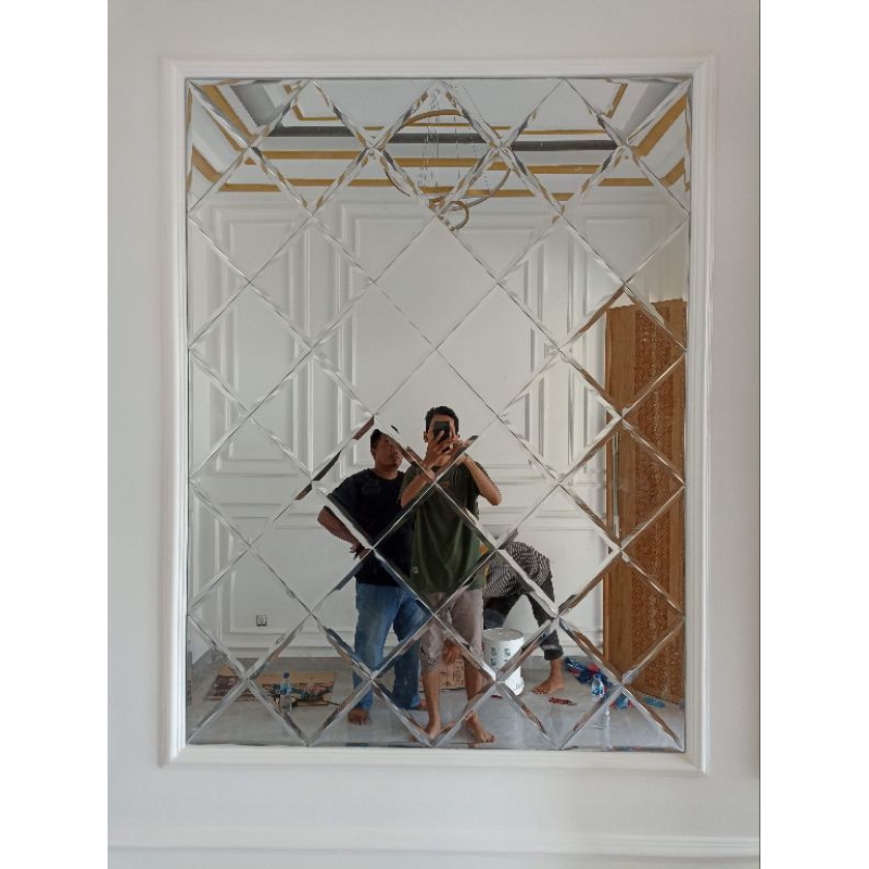 Jual KACA CERMIN BEVEL DEKORASI DINDING MOULDING FULL SATU BADAN ...