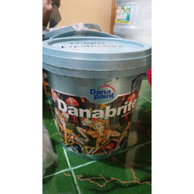 Jual Cat Dana Brite Dana paint Cat tembok | Shopee Indonesia