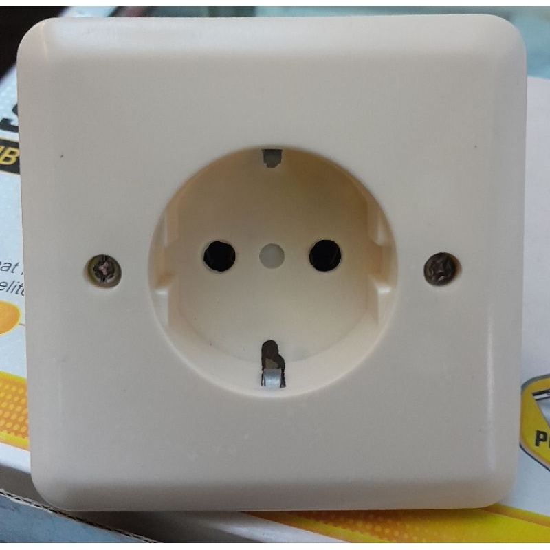 Jual Stopkontak inbow colokan listrik stop kotak kontak ib tanam dinding | Shopee Indonesia