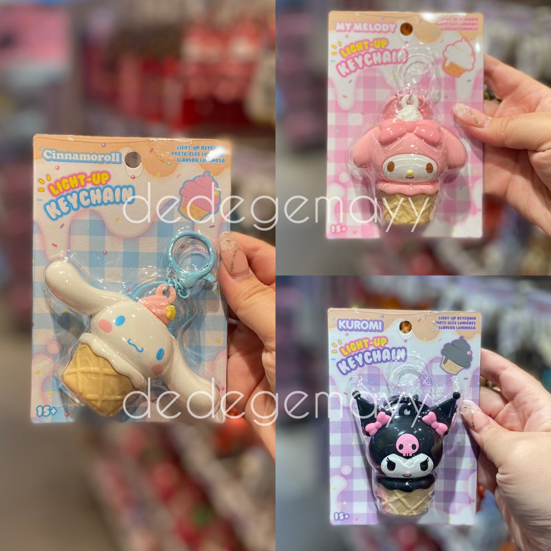 Jual Miniso x Sanrio - Gantungan Kunci / Keychain Light Up Sanrio Ice ...