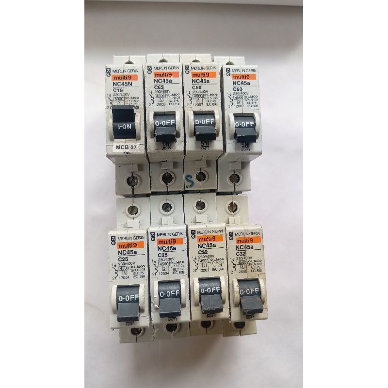 Jual mcb Merlin gerin 2a 4a 6a 10a 16a 25a 32a 40a 50a 63a original | Shopee Indonesia