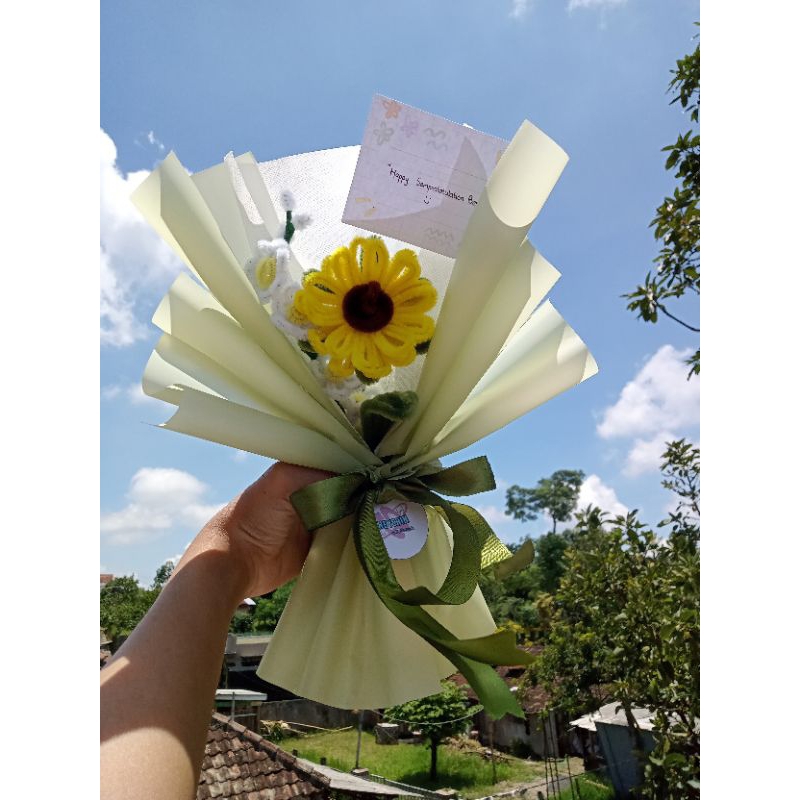 Jual BUKET BUNGA HADIAH WISUDA/BUKET BUNGA MATAHARI/BUKET BUNGA SINGLE ...