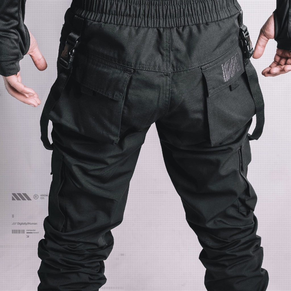 Jual KREMLIN Celana Panjang Cargo Multiple Techwear pants - CONNECTED ...