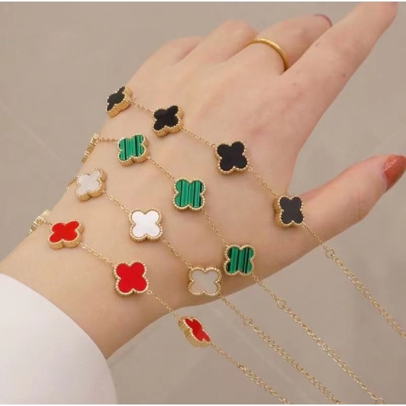 Jual YENYEN_ATK Gelang Clover Viral Titanium Awet Dan Tahan Lama Di ...