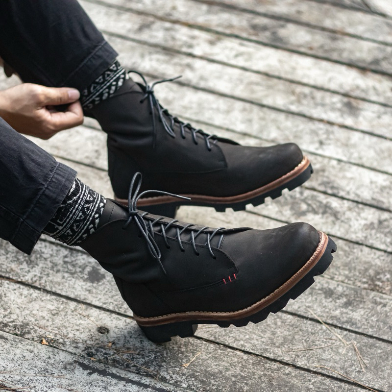 Jual Sepatu Kulit Asli - Araya Boots Radial Black by Akar NFYR | Shopee ...
