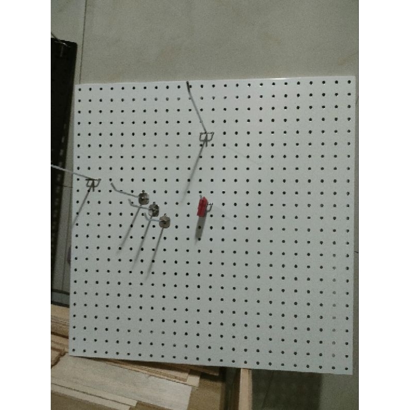 Jual plat pegboard putih 50 x 50 cm | Shopee Indonesia