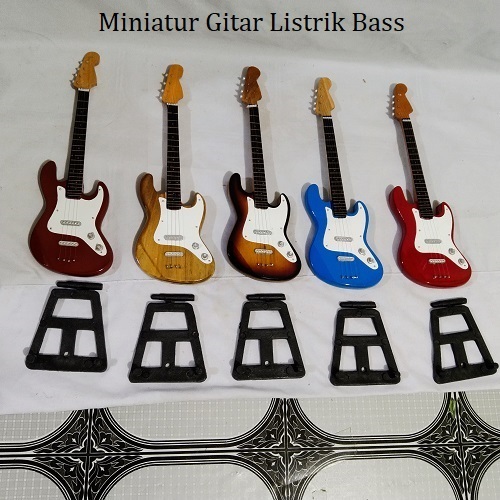 Jual Miniatur Gitar Bass Elektrik Model Fender Bahan Kayu Free Dudukan ...