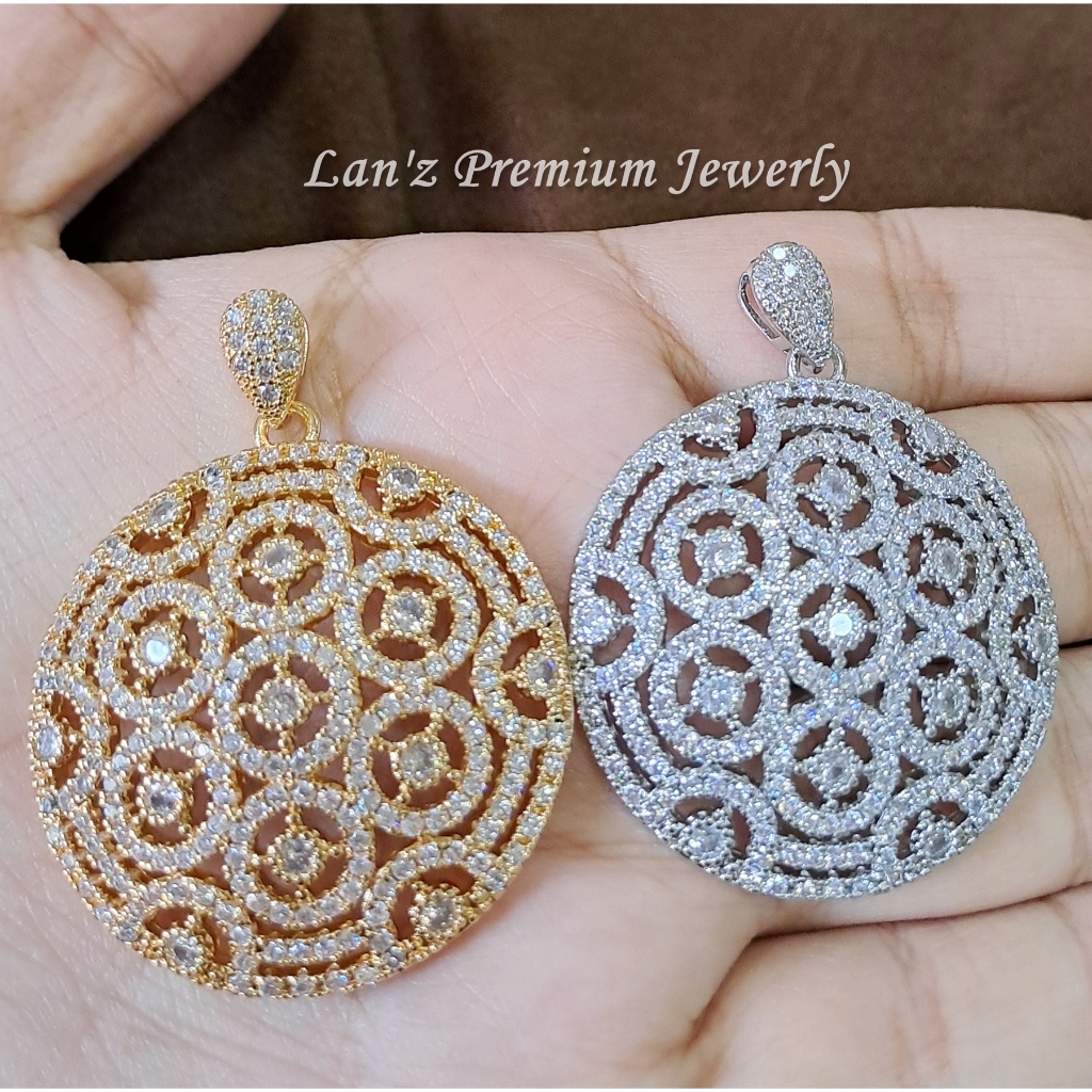 Jual Liontin Besar Bulat Milla Full Kristal Berlian Titanium 22K ( Emas ...