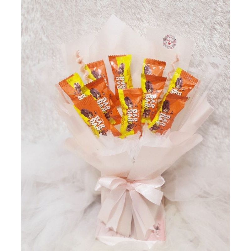 Jual snack buket kalpa dan buket coklat bar bar | Shopee Indonesia
