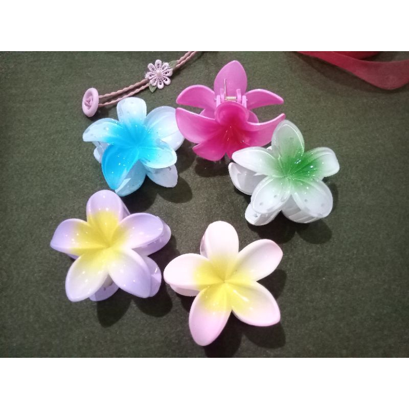 Jual jedai bunga Kamboja 4 jari/Jepit Rambut bunga/bunga buket | Shopee ...